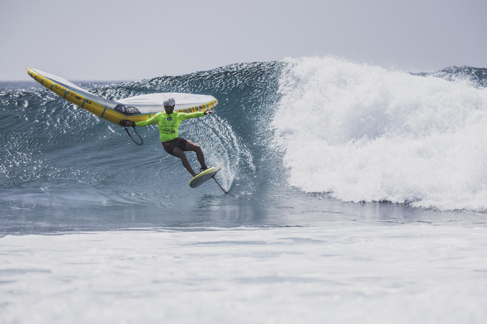 New wingfoil discipline in epic waves