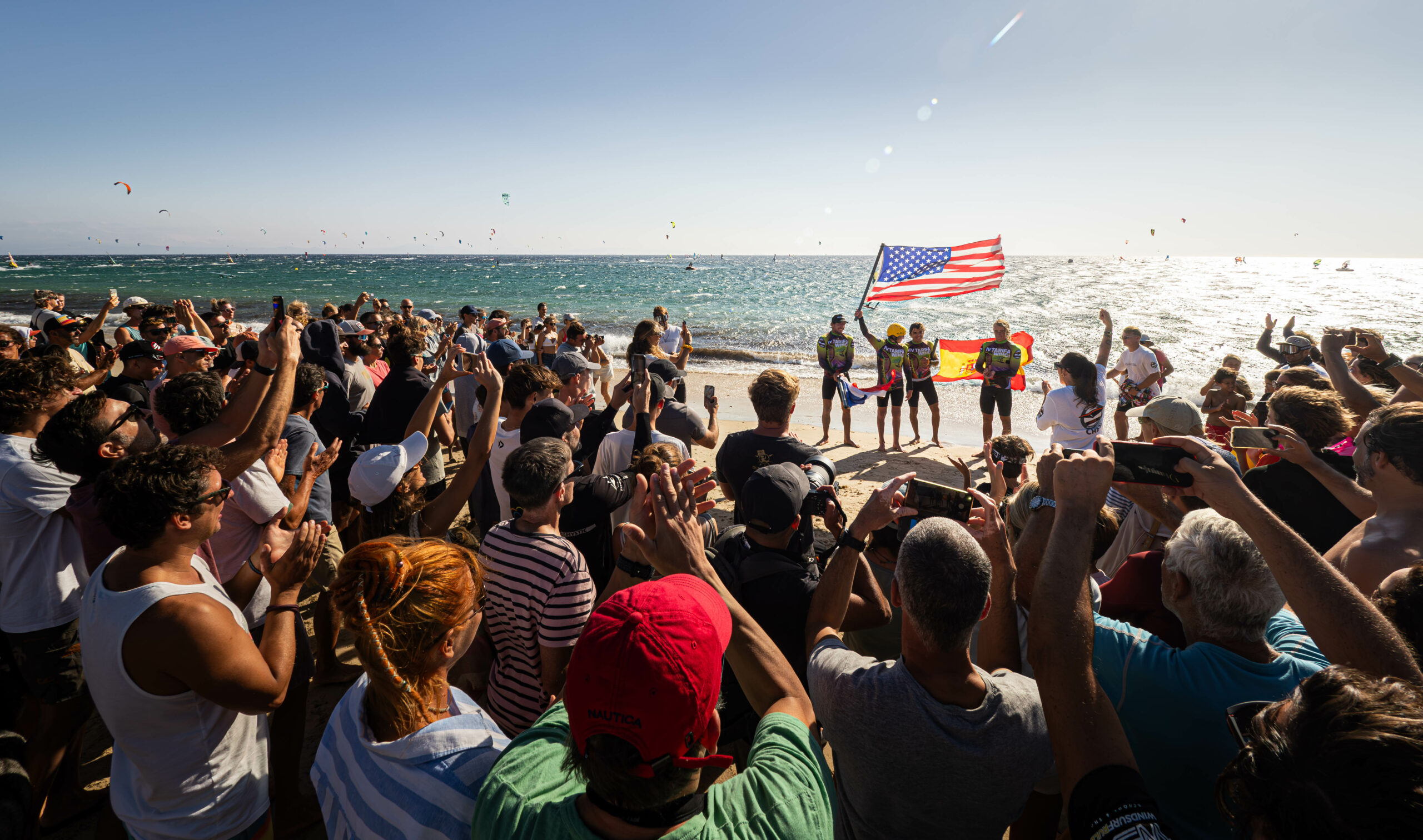 Chris MacDonald becomes our new Surf-Freestyle World Champion in Tarifa ...